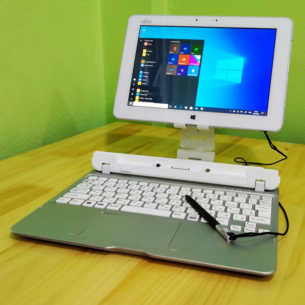 Fujitsu Q584 (โน้ตบุ๊กมือสอง) จอสัมผัส 10.1 นิ้ว ใช้เป็นแท็บเล็ตหรือ ...