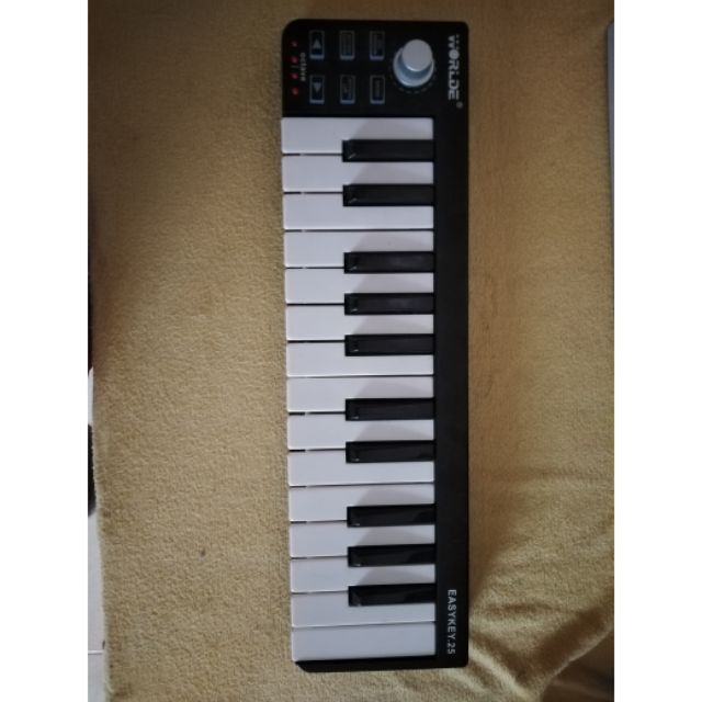 Midi.keybord.26 key สินค้า มือสองไม่มีกล่อง | Shopee Thailand