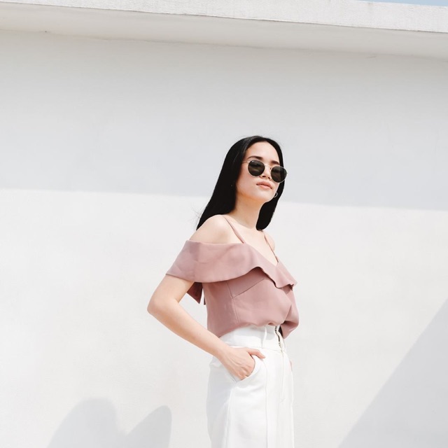 Hazel top จาก lookbooklookbook | Shopee Thailand