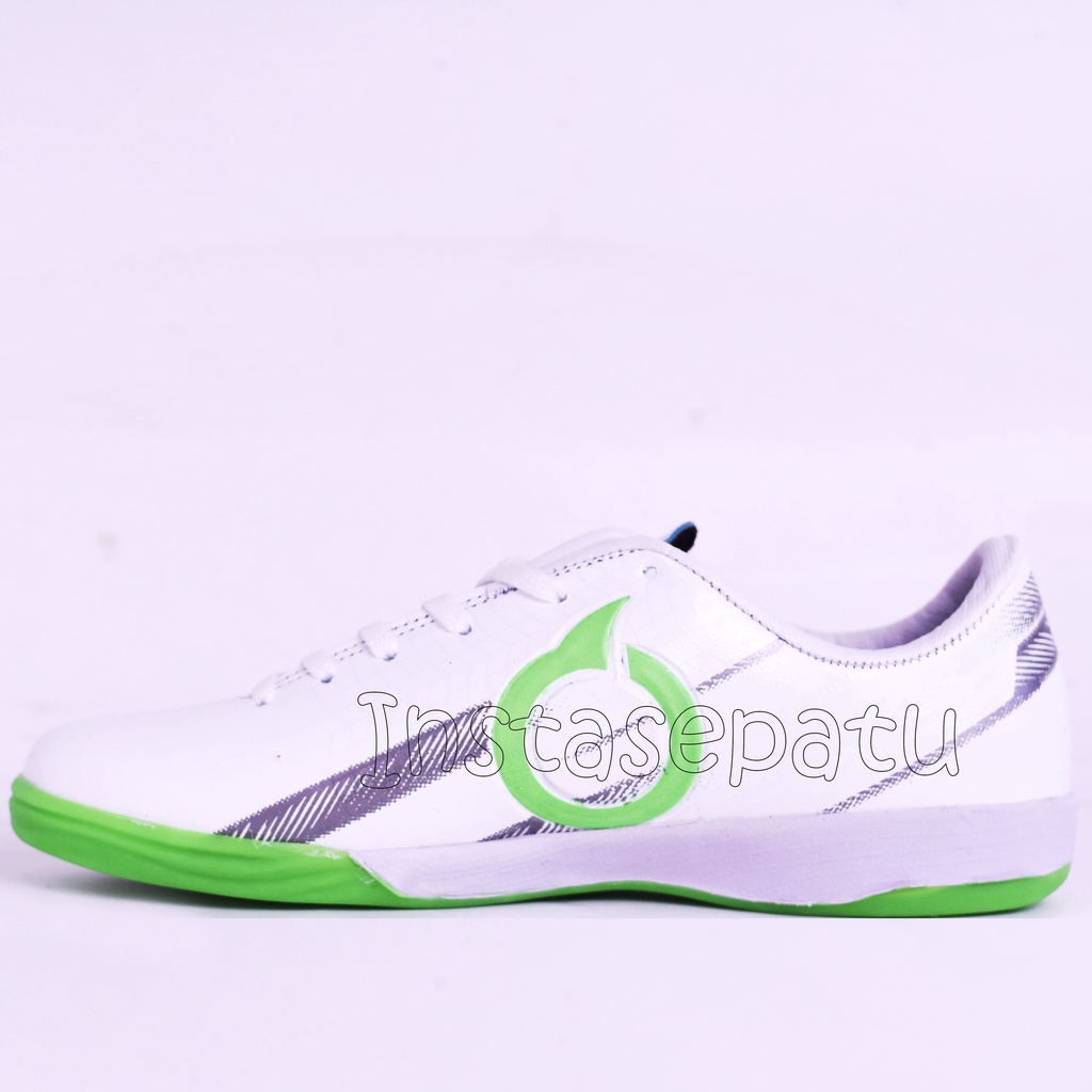 รองเท้าฟุตซอล Ortus CATALYST LEGION V2 - สีขาว | Shopee Thailand
