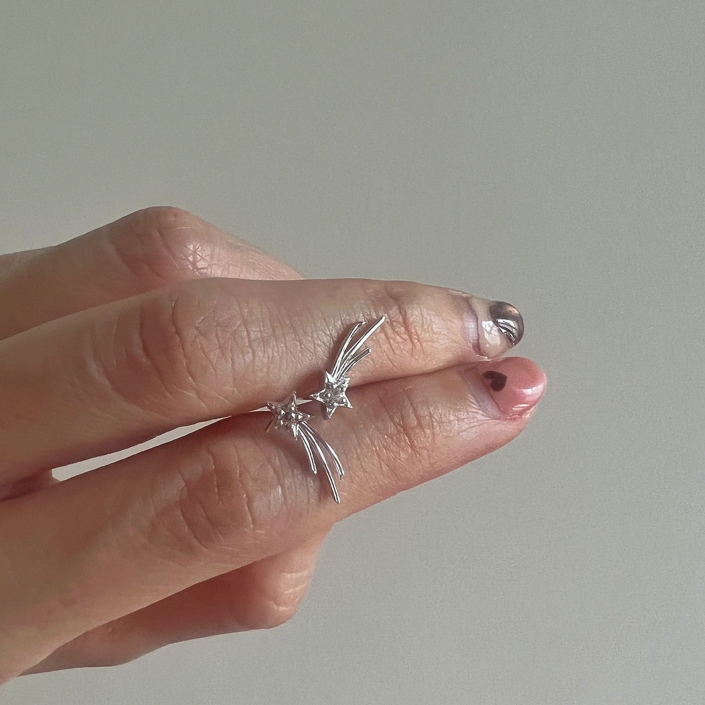 grumpy, falling star stud (ราคาต่อชิ้น/price per piece) | Shopee Thailand