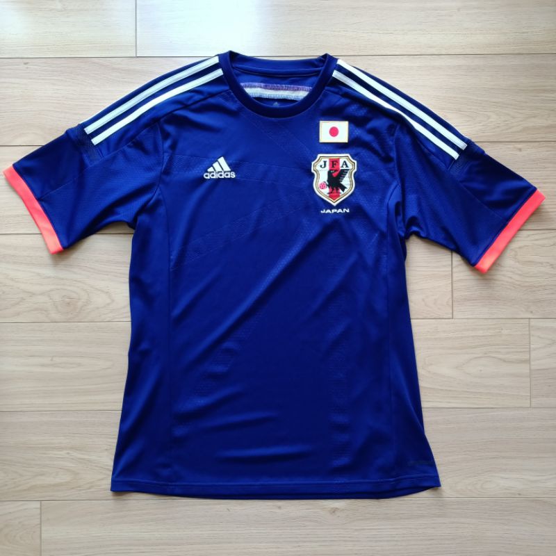 เสื้อฟุตบอลของแท้ มือสอง ทีมชาติญี่ปุ่น Japan kit 2014 ไซส์ M | Shopee ...