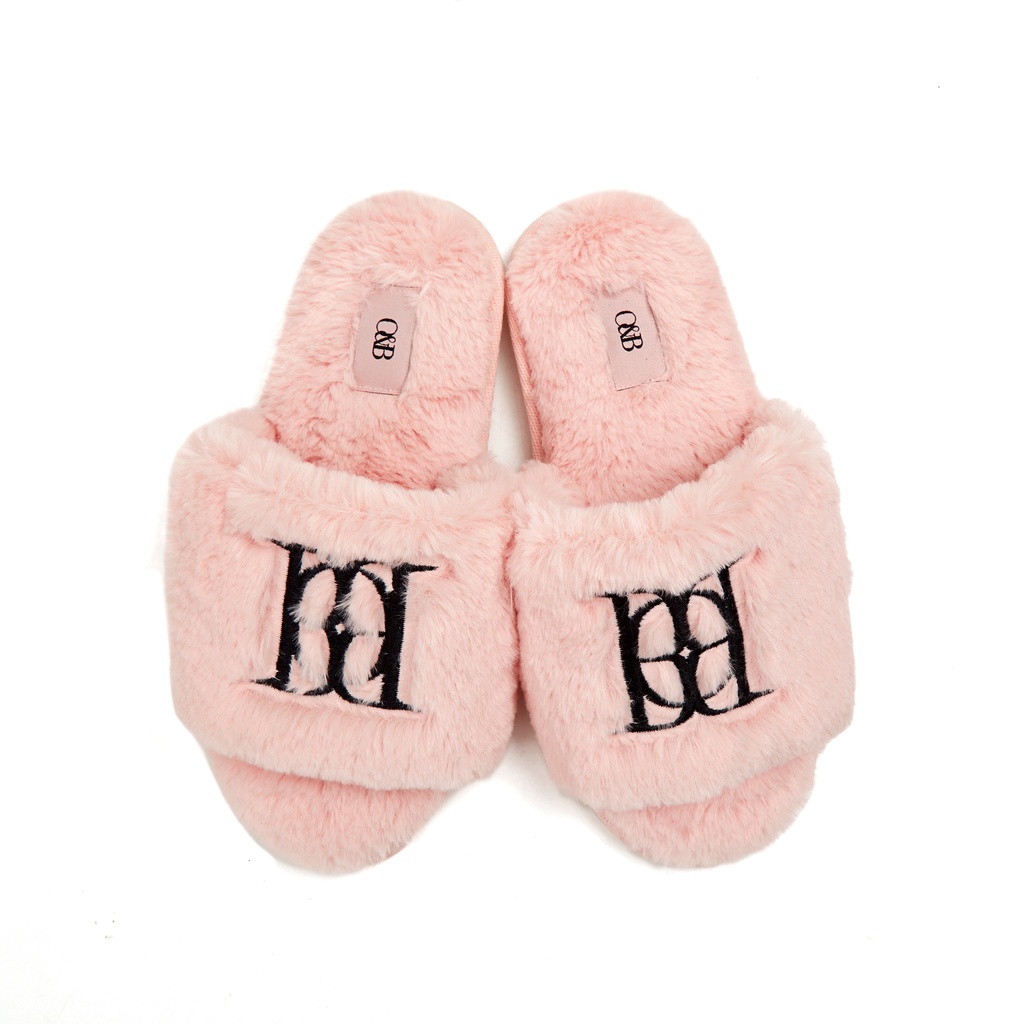 O&B รองเท้าหนังแกะ รุ่น COTTON CANDY SLIPPERS IN BUNNIE PINK ...