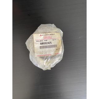ลูกปืนล้อหน้าตัวใน TRITON ไทรทัน Mitsubishi แท้เบิกศูนย์ รหัส MR992425 ...