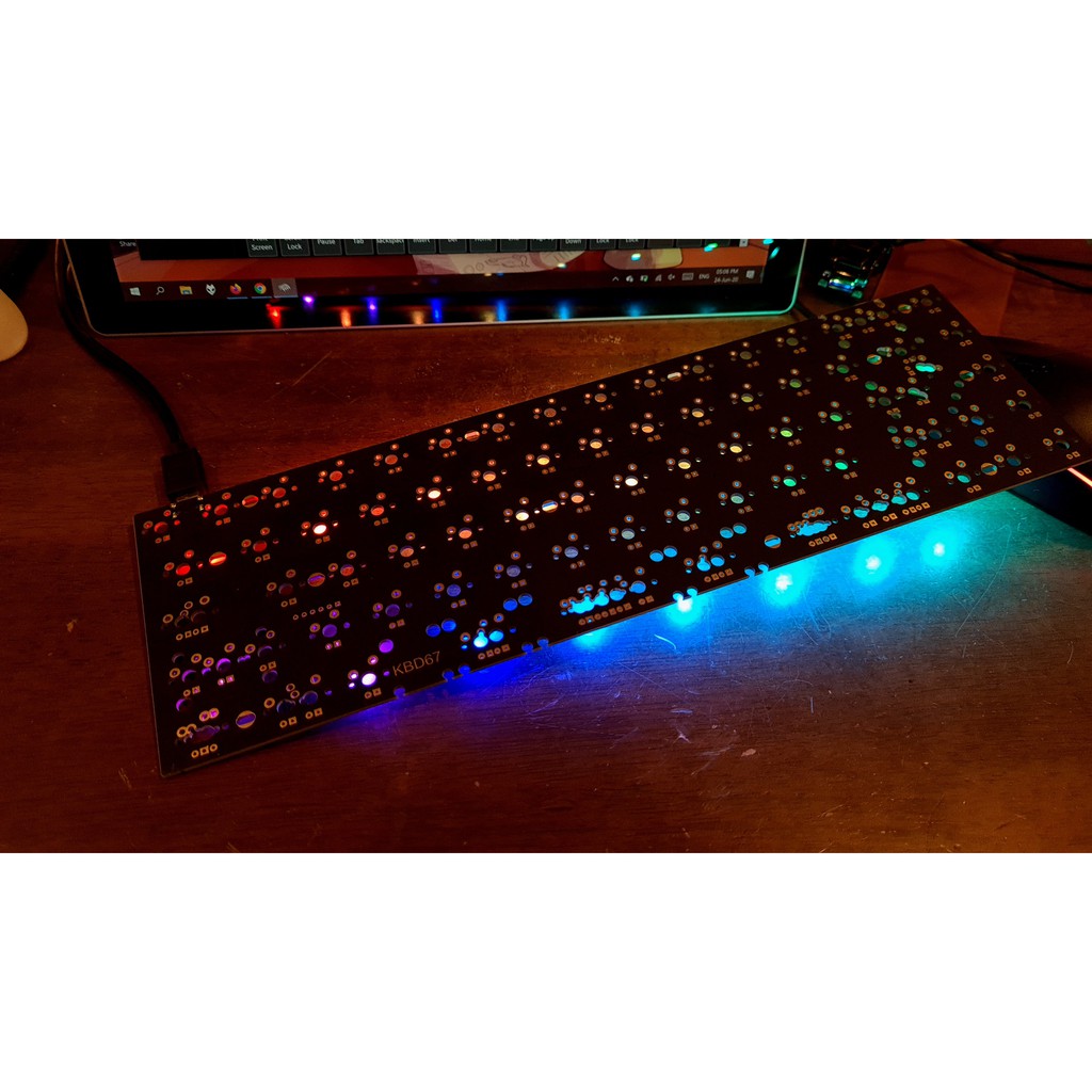 KBD67 Rev 2 Solderable PCB พีซีบีพร้อมไฟRGBลอดใต้เคส (ต้องบัดกรี ...