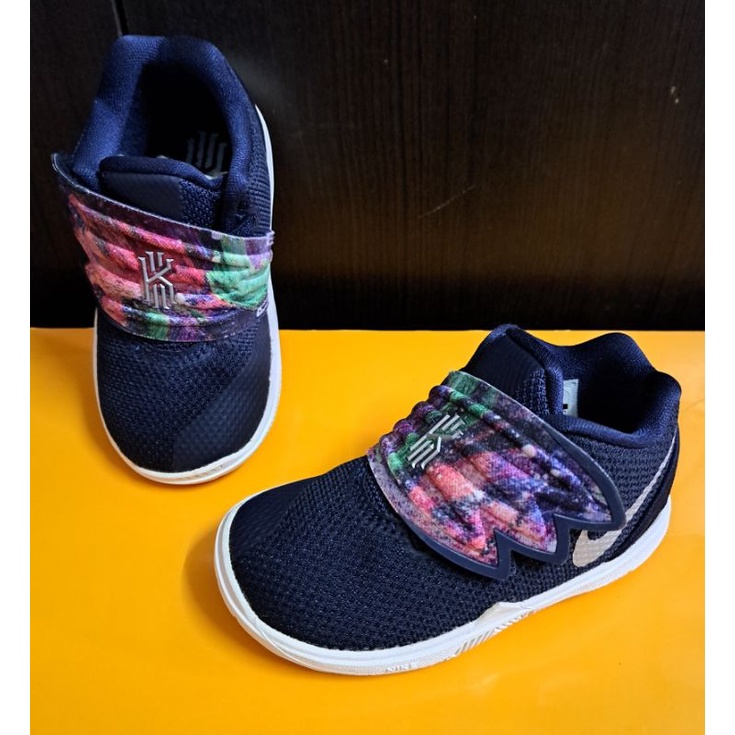 รองเท้าเด็กแบรนด์แท้มือสอง Nike Kyrie 12-13cm. สีกรม | Shopee Thailand