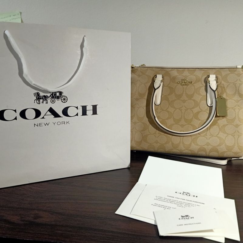 Coach Surrey Carryall in Signature Canvas (Coach F67026) | Shopee Thailand