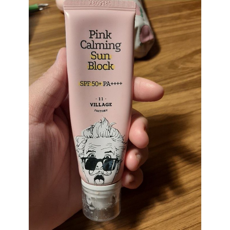 ส่งต่อ! 11 village factory Pink Claming sunblock spf50+pa+++ | Shopee ...