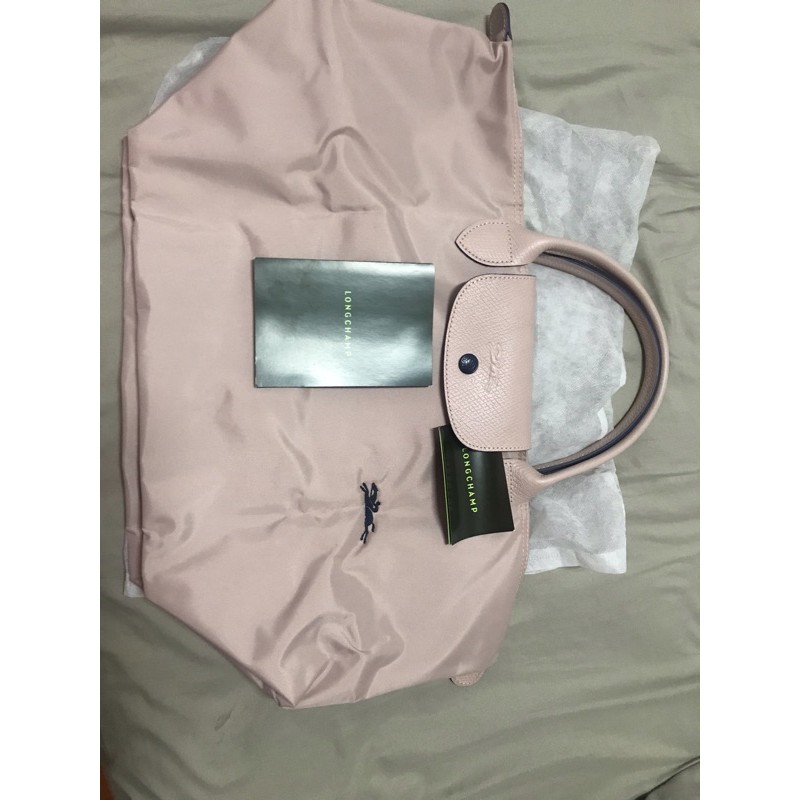 long champ M หูสั้นแท้ 100% | Shopee Thailand