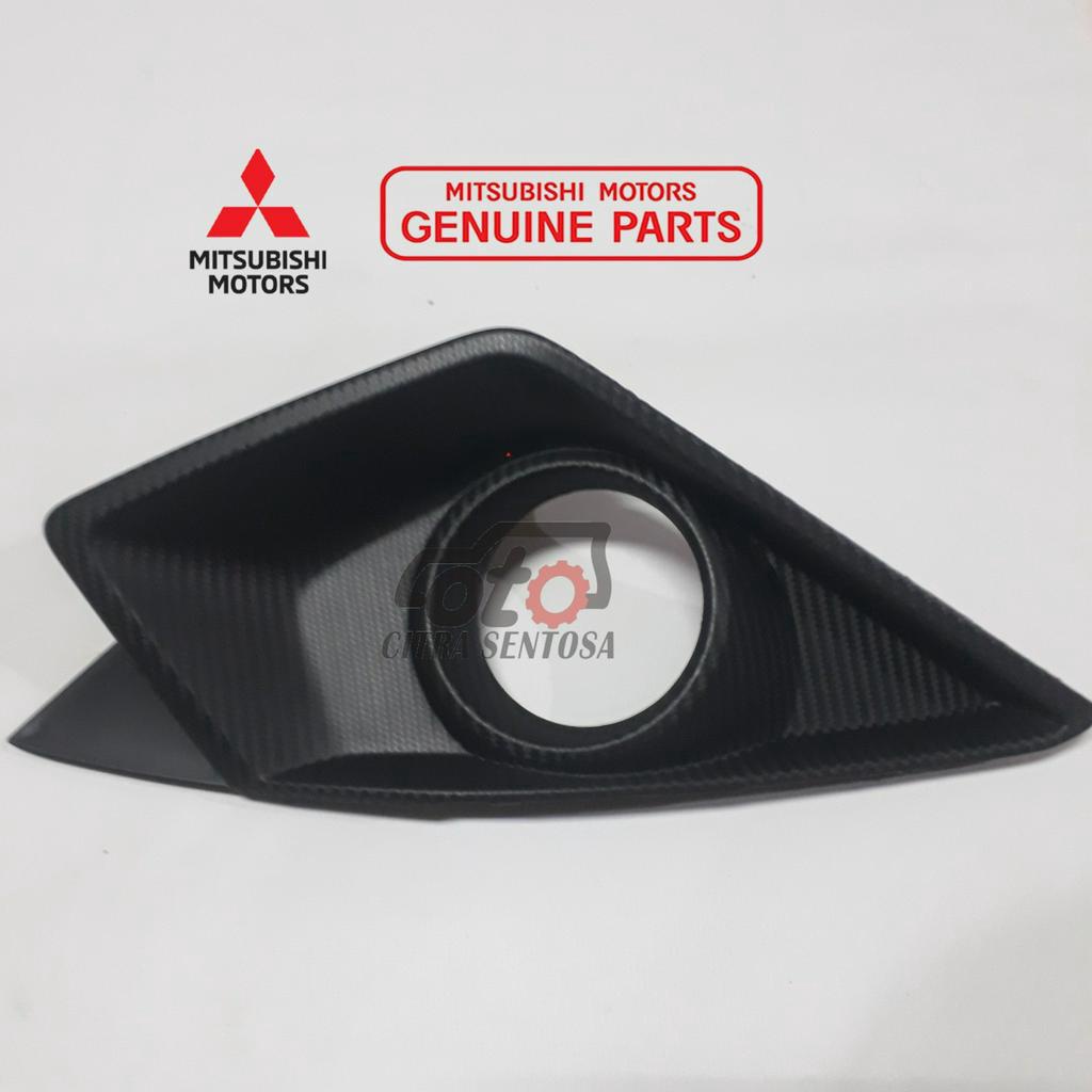 ฝาครอบไฟตัดหมอก R Body Kit Right Mitsubishi Xpander (อะไหล่แท้ ...