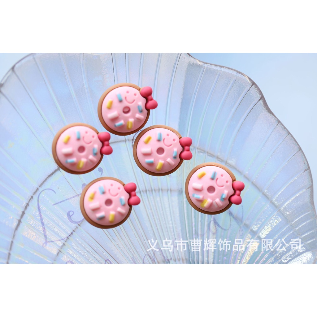 การ์ตูน Hello Kitty Crocs Koala Flower Jibbitz Croc Charm Bear Bee ...