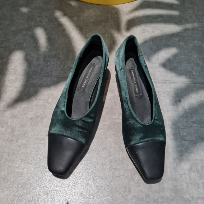 Hamburger Studio รองเท้าส้นสูง เป็นผ้า สีเขียว ใส่ทำงาน หรือเที่ยวห้าง ...