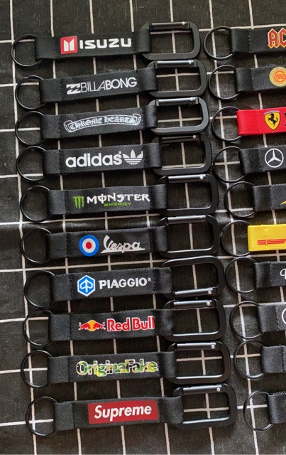 พวงกุญแจ DHL VOLCOM OHLINS PIAGGIO VESPA SUPREME Keychain Key | Shopee ...
