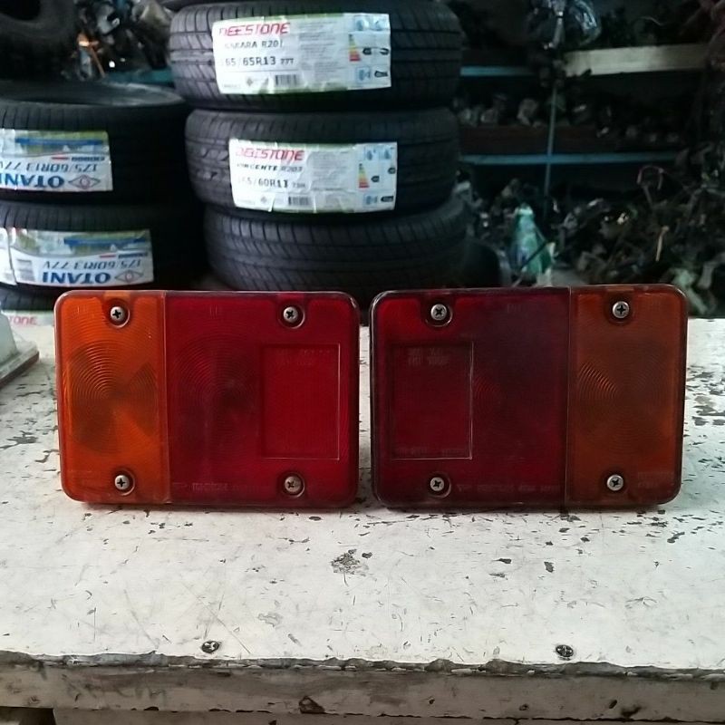 ไฟท้าย ไดฮัทสุ DAIHATSU S100, S200 (ข้าง) | Shopee Thailand