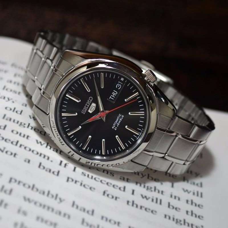 SEIKO 5 Automatic รุ่น SNKL45K1 นาฬิกาข้อมือผู้ชาย สายแสตนเลส หน้าปัดดำ ...