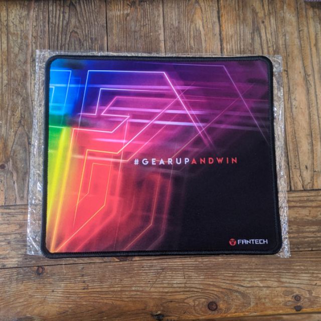 FANTECH รุ่น MP292 GAMING MOUSEPAD แผ่นรองเมาส์ แบบสปีด สำหรับเล่นเกมส์ ...