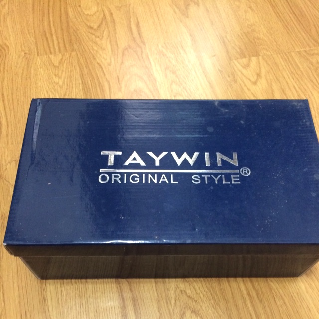 รองเท้าหนัง Taywin เบอร์ 42 | Shopee Thailand