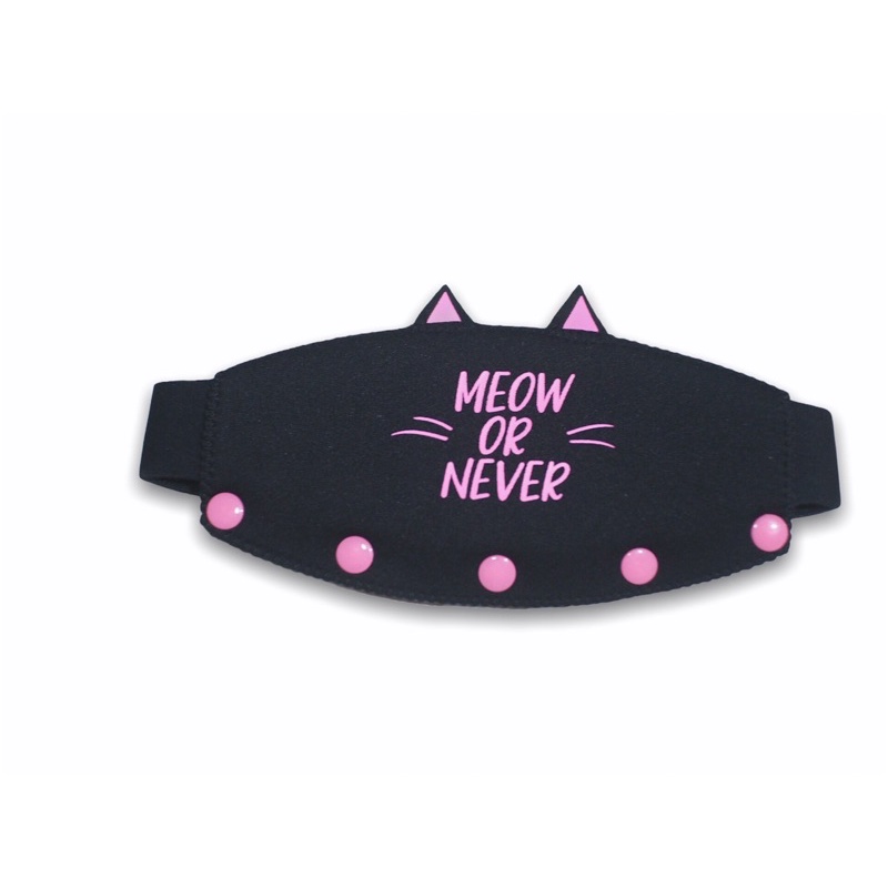 แผ่นรองหน้ากากแมวเหมียวแบบมีกระดุม Meow Mask Strap Cover | Shopee Thailand