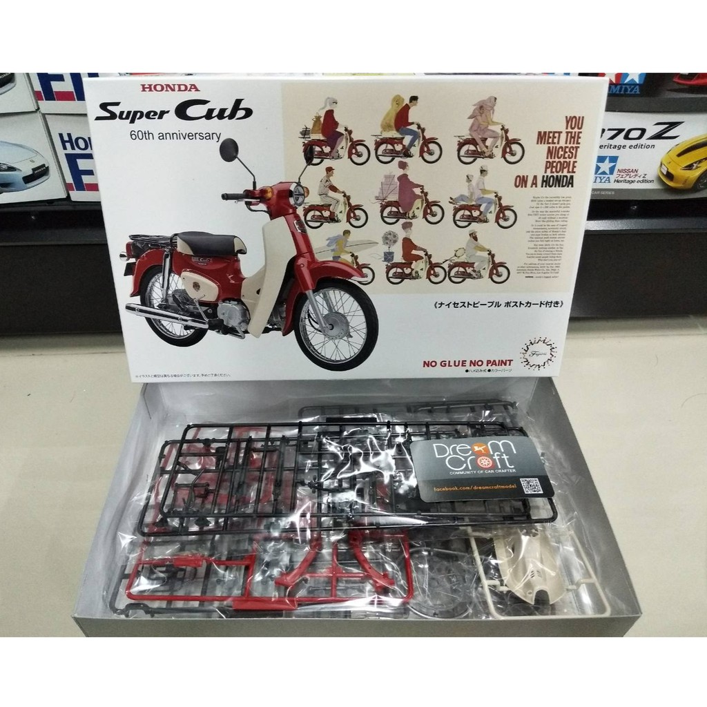 FUJIMI 1/12 Honda Super Cub110 60th Anniversary (โมเดลรถจักรยานยนต์ Model dreamCraft) | Shopee ...