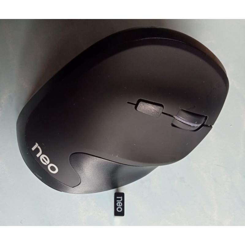 Neo Ergonomic Vertical Wireless Mouse เมาส์ไร้สายมือสอง | Shopee Thailand