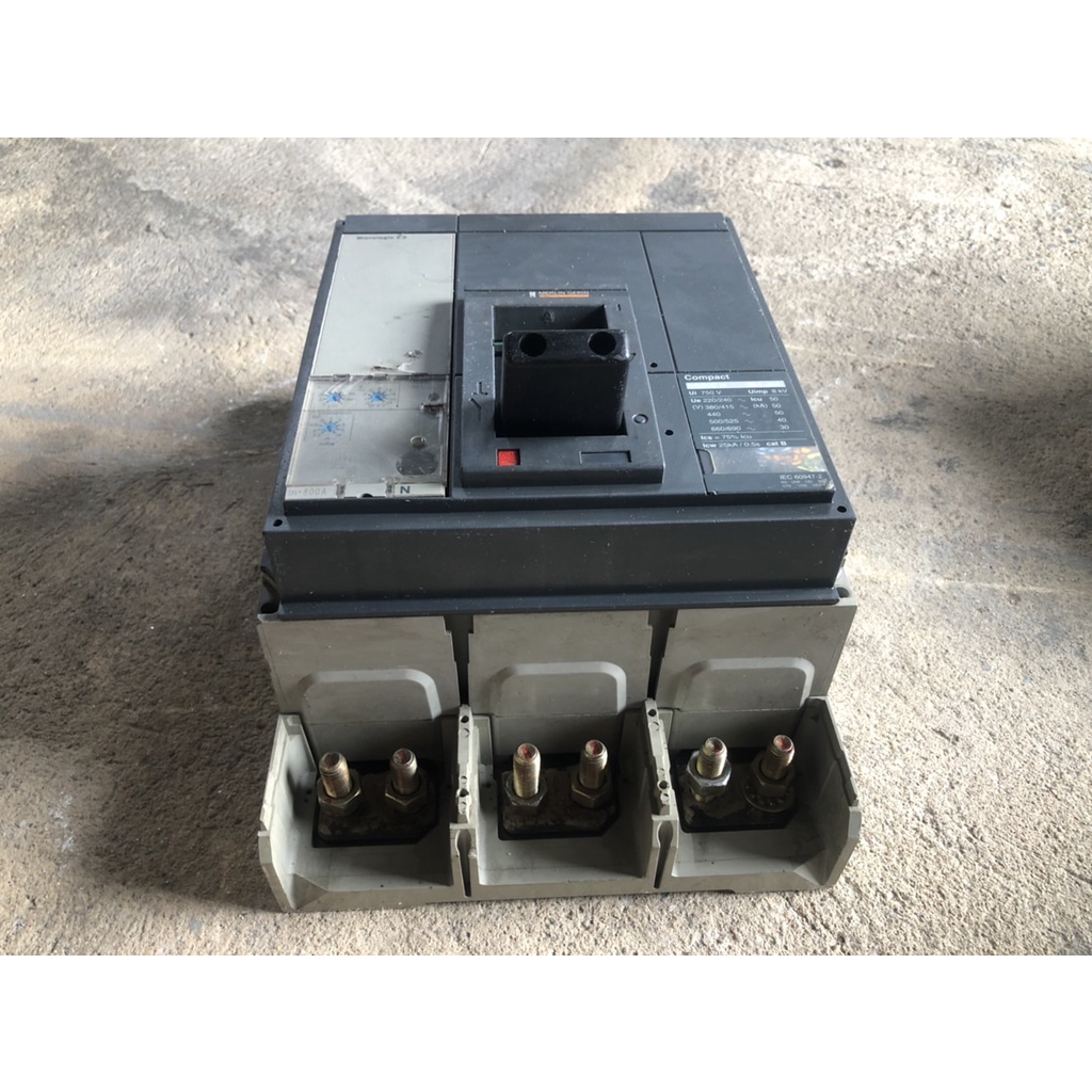 ขาย เมน เบรกเกอร์ Main Breaker Merlin Gerin Compact NS800 N สามเฟส 3P ...