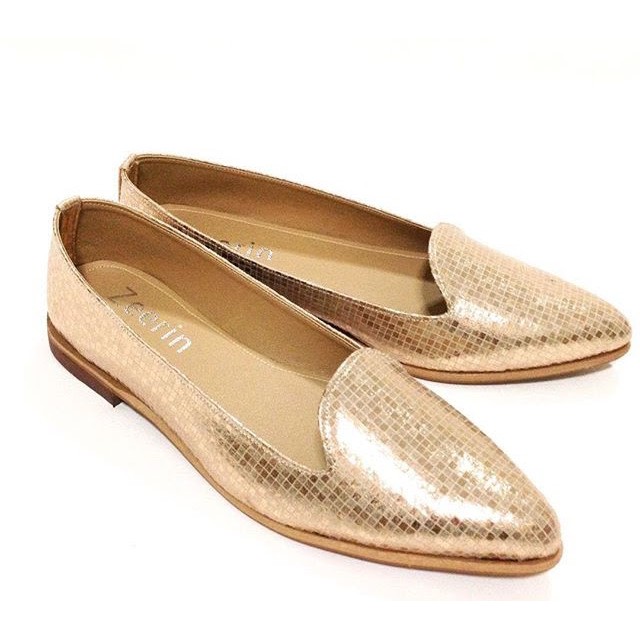 ZEERIN รองเท้าแฟชั่นผู้หญิง ส้นแบน หัวลูกศร สีทอง | Shopee Thailand