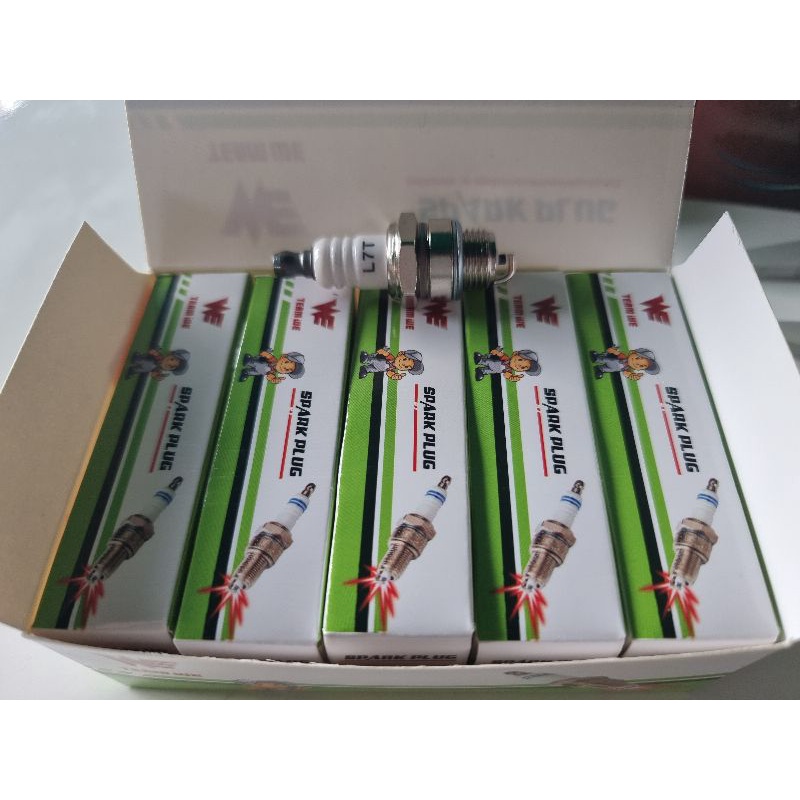 (ยกกล่อง10ชิ้น) หัวเทียนเครื่องตัดหญ้า2จังหวะ 411 RBC411 NB411 หัวเทียนเลื่อยยนต์ 1700 3800 5200 ...