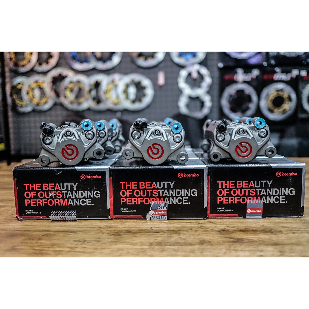 BREMBO 2POT (ปักข้าง) เทาโลโก้แดง รับประกันของแท้ ติดตั้งได้กับรถทุก ...