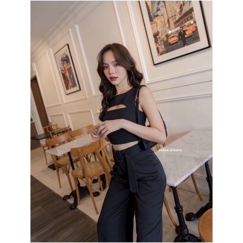 [ พร้อมส่ง ] JOOBS เสื้อดำ Cozy Evening เฉพาะเสื้อ | Shopee Thailand