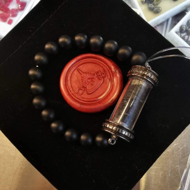 ตะกรุดจูงนางเข้าห้องข้ามธรณีประตู หลวงปู่สยาก๊วน ร้าน anagogy | Shopee ...