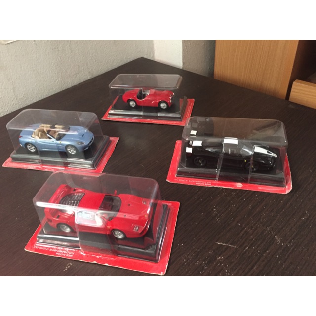 Ferrari model set 1:43 | Shopee Thailand