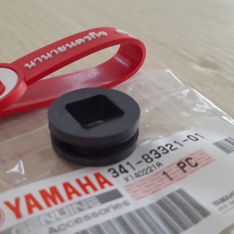 3418332101 ยางไฟหน้า ยางไฟเลี้ยว SR400 DT250 DT400 XJ650 XV950 XS850 ...