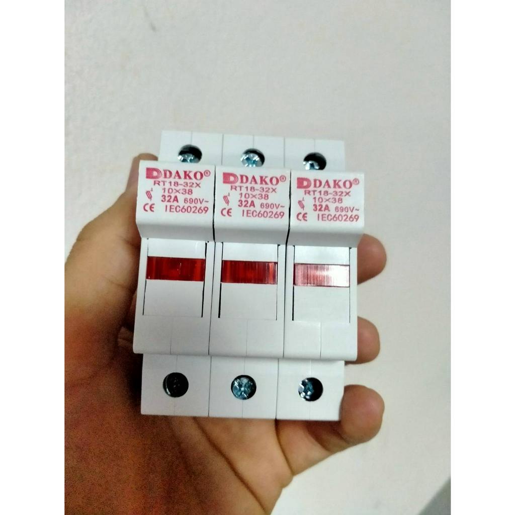 ฐานฟิวส์ RT18-32X เข้ารางปีกนก ขนาด 3P ยี่ห้อ DAKO 3เฟส มีไฟบอกฟิวส์ขาด รวมลูกฟิวส์ 10x38 akela ...