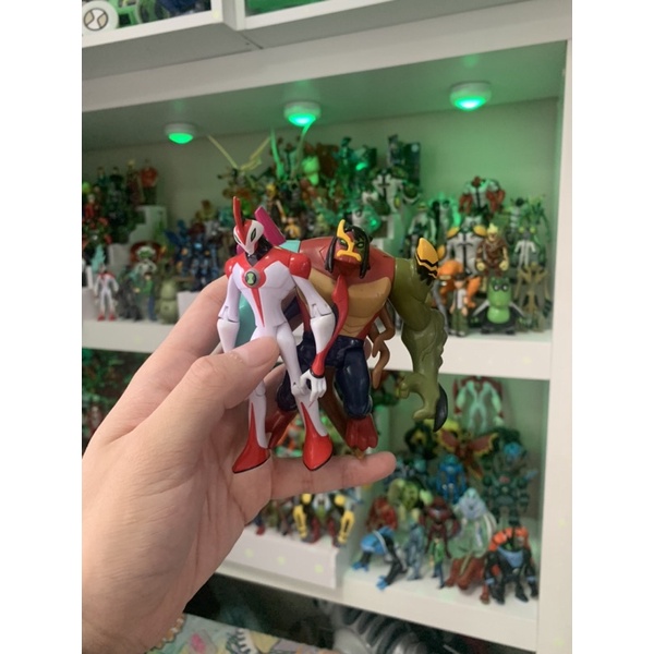 Ben 10 Ultimate Alien: Waybig + Ultimate Kevin Set | Shopee Thailand