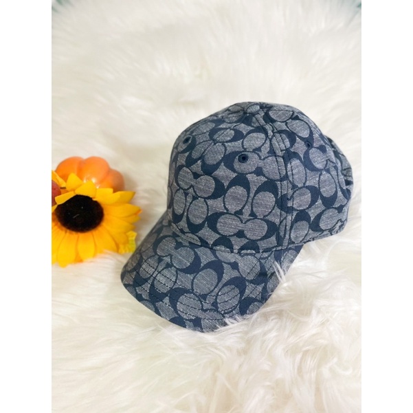 COACH Baseball Hat In Signature | Shopee Thailand