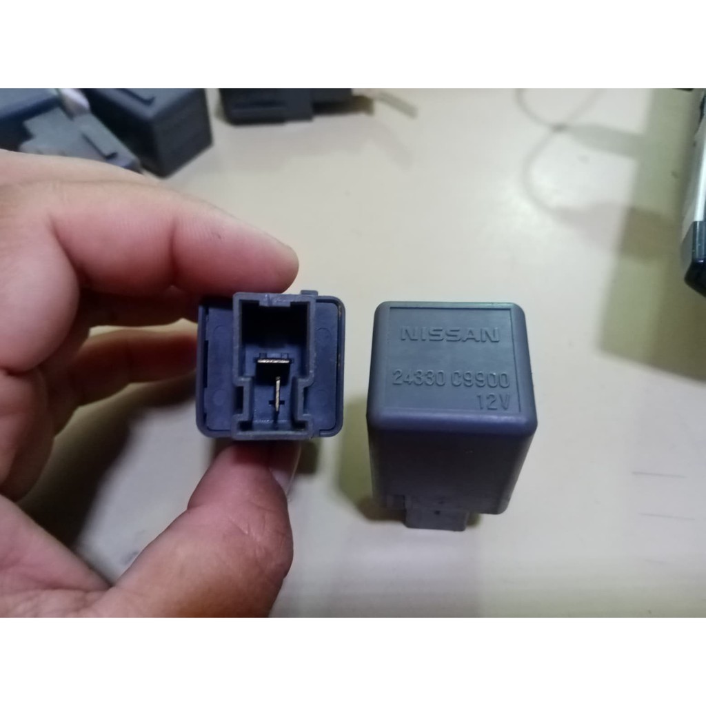 รีเลย์นิสัน(Relay nissan) 24330 C9900 12v 2 ขา มือสองญี่ปุ่น | Shopee ...