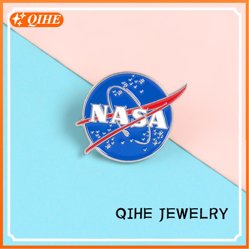 NASA Enamel Pin Astronaut Space Lapel Pin for Leather Coat Hat Bag ...