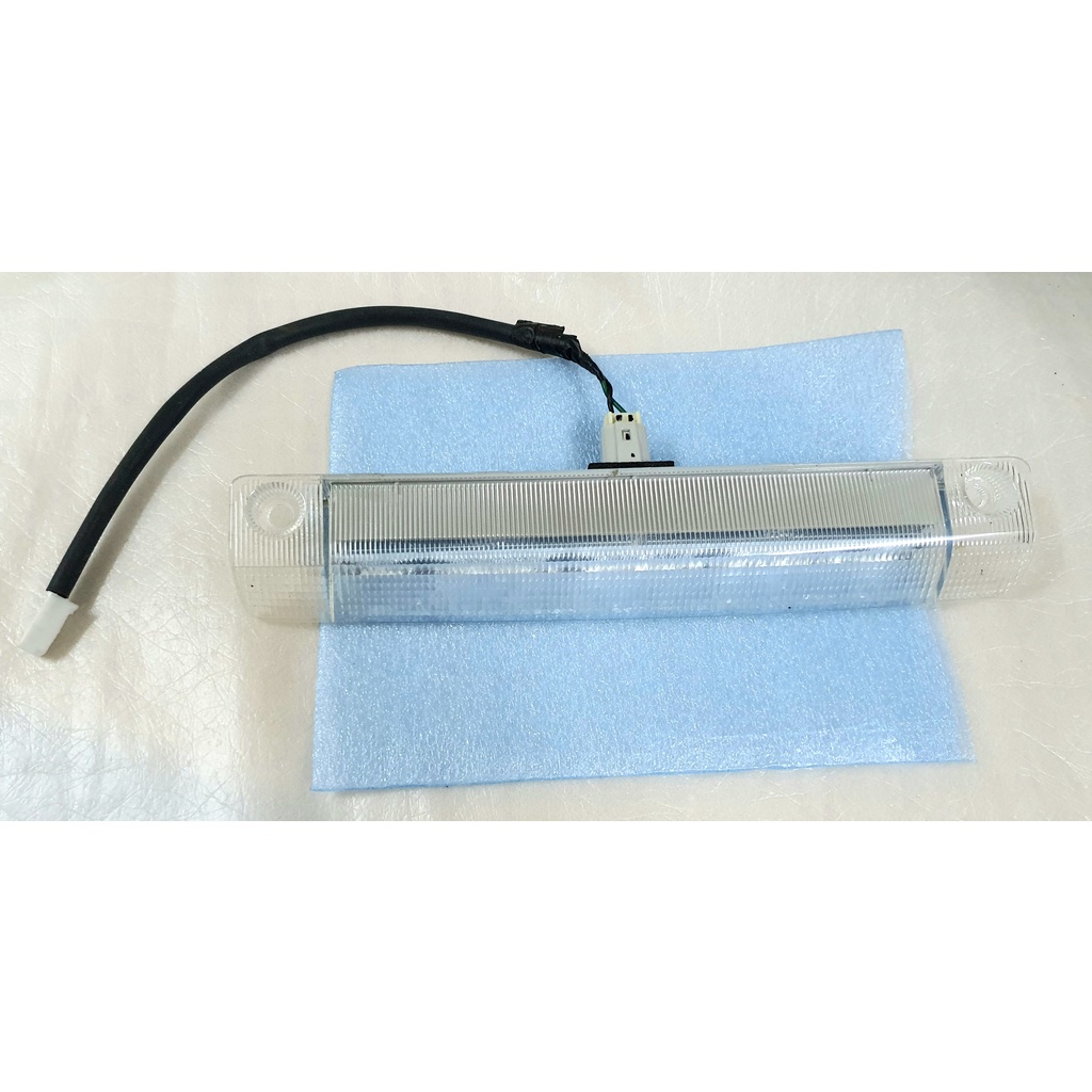 ไฟเบรคดวงที่สาม ไฟเบรคบนหลังคาท้ายรถ Toyota New Fortuner "พาร์ทแท้ ...