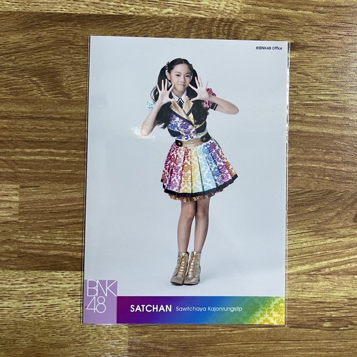 BNK48 Photo set 8 KFC คุ๊กกี้เสี่ยงทาย Satchan มีของแถม | Shopee Thailand