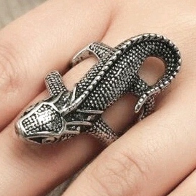 Asian Water Monitor Cute Ring : แหวนเจ้าตัวเงินตัวทองน้อย | Shopee Thailand