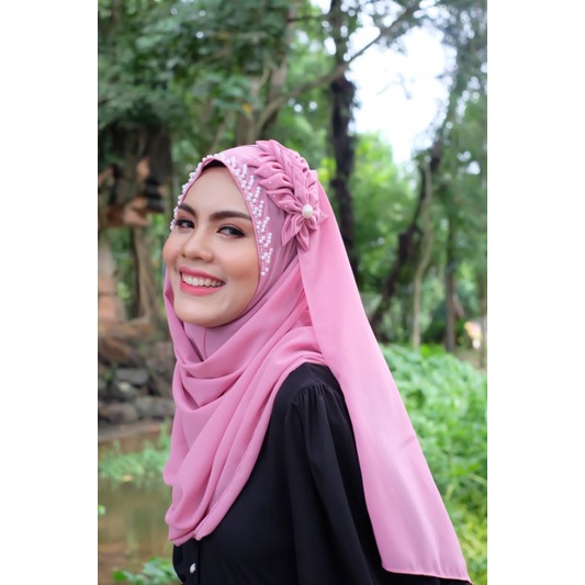 สวมสำเร็จปักแน่นดอกชั้น 215 บาท Shopee Thailand