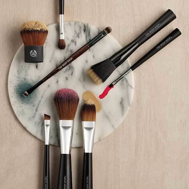 [New] The Body Shop - Eye Brow Brush | Blush Brush - แปรงปัดคิ้ว วาดได้ ...