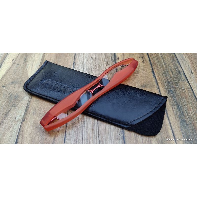 PODREADER ขนาดใหญ่ แว่นสายตายาว สำหรับอ่านหนังสือ | Shopee Thailand