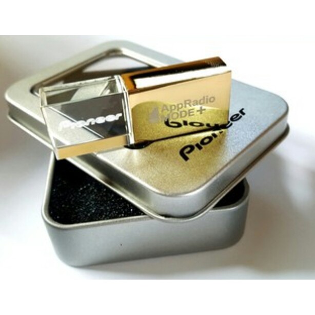 firstbuy_ อุปกรณ์จัดเก็บข้อมูล Flash Drive PIONEER สี Silver/ Pink Gold ...