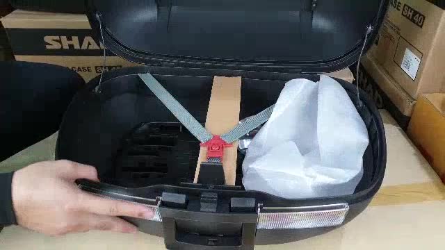 SHAD SH45 กล่องท้าย เบาะพิง ประกัน 2 ปี | Shopee Thailand