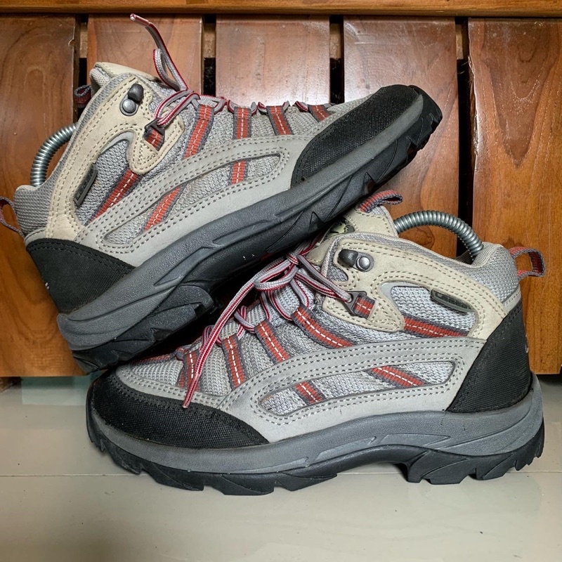 รองเท้าเสือภูเขา Lecaf มือสอง ไซส์ 37 | Shopee Thailand