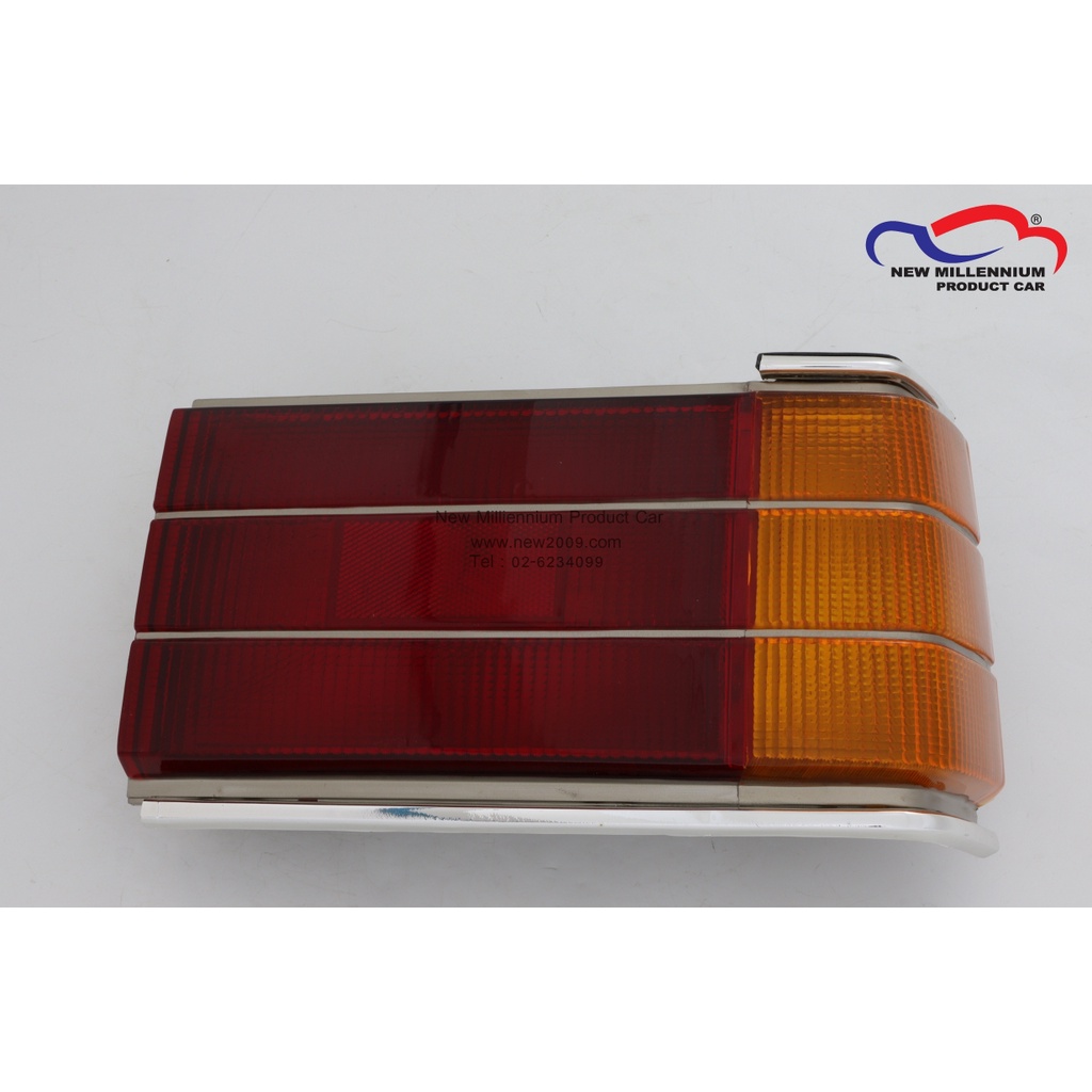 ไฟท้าย MITSUBISHI A173 ปี 1980 ฝาร่อง ไม่มีขั้วไฟ TYC ข้างขวา RH ...