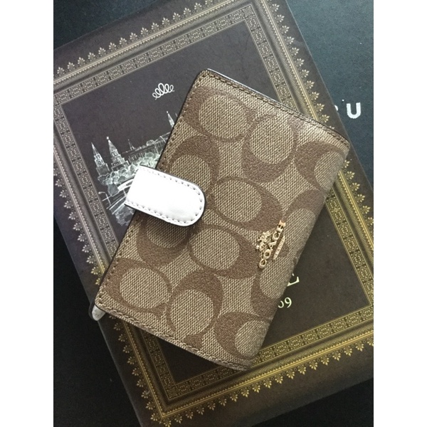 🌸 Coach แท้ 💯% กระเป๋าสตางค์ 2 พับ | Shopee Thailand