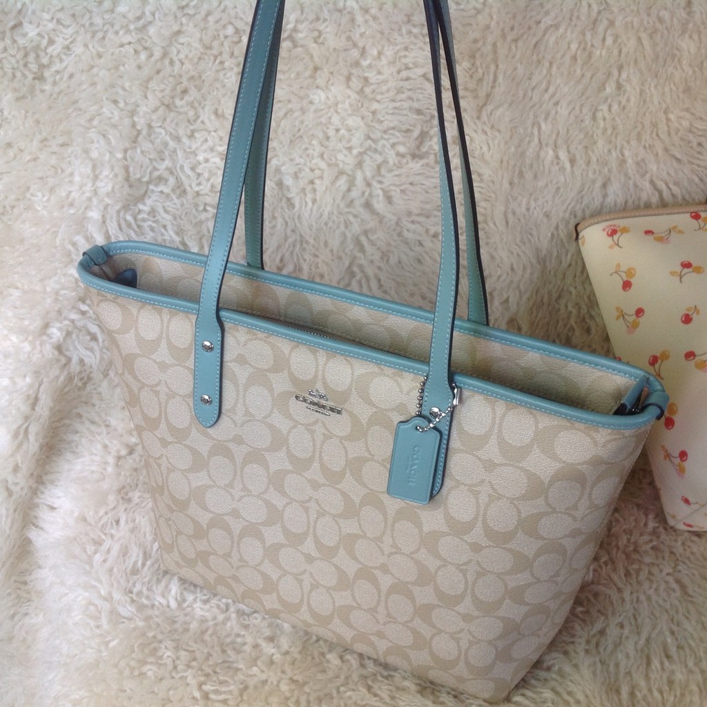 กระเป๋าสะพาย Coach ของแท้จาก USA CITY ZIP TOTE IN SIGNATURE CANVAS ...