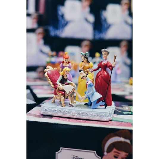 Disneystore - Cinderella ลองรองเท้า/โคมไฟ/ Mickey Christmas musical ...